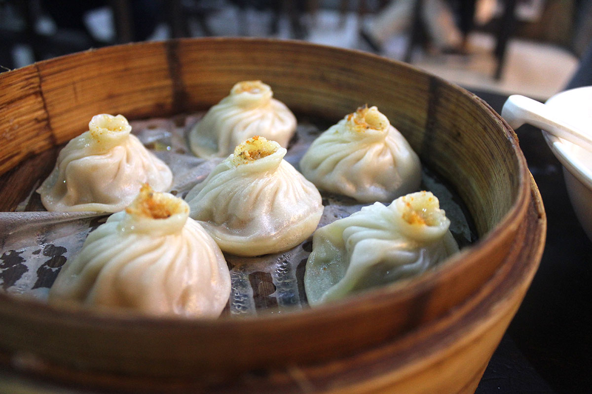 Eat Hairy Crab in Shanghai with UnTour Food Tours - NOMFLUENCE