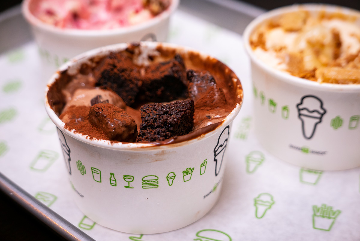 Shake Shack Opens in Xintiandi, Shanghai (Officially Jan 24) - NOMFLUENCE