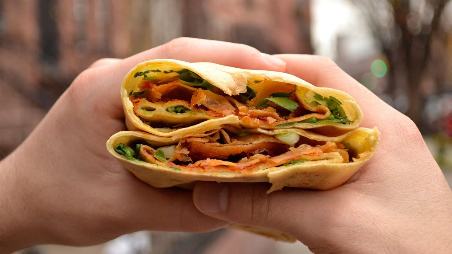 Street Food: Where to Eat Jianbing in Shanghai - NOMFLUENCE