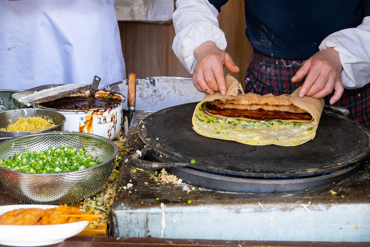 Street Food: Where to Eat Jianbing in Shanghai - NOMFLUENCE