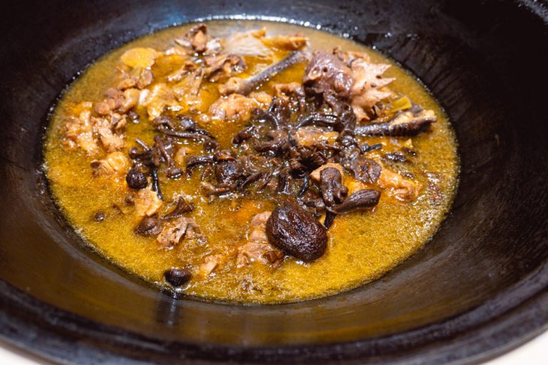 Chinese Food in Shanghai: Dongbei Iron Pot Stew at Yao Ji 姚稷大铁锅 ...