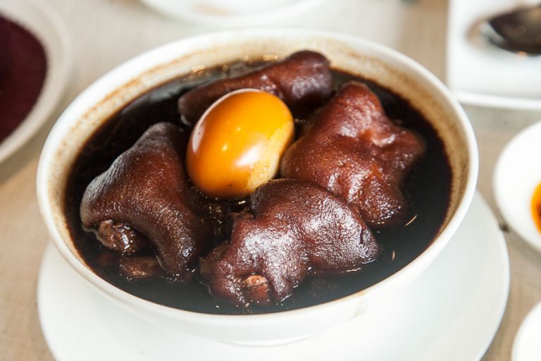 Six Restaurants for Dim Sum in Shanghai - NOMFLUENCE