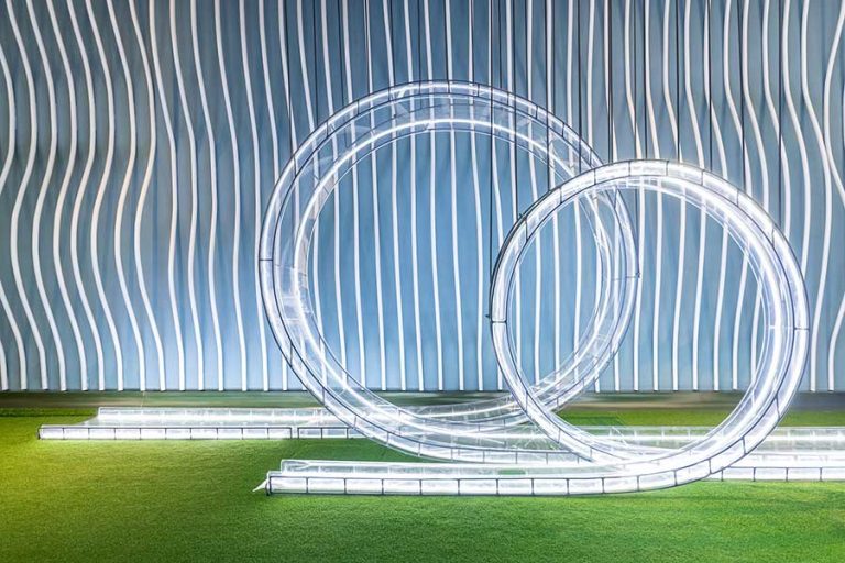 Lounge by Topgolf: Uber Cool Entertainment Arena in Shanghai (Closed ...