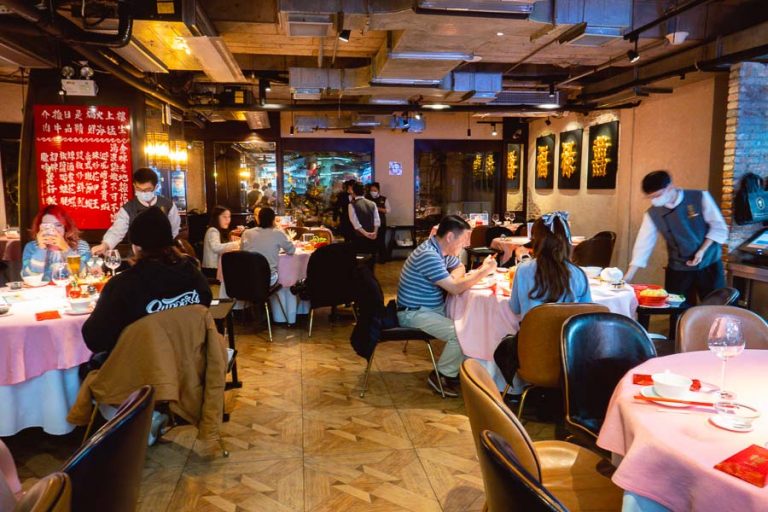 Loushang: Late Night Cantonese-Style Hotpot in Shanghai - NOMFLUENCE