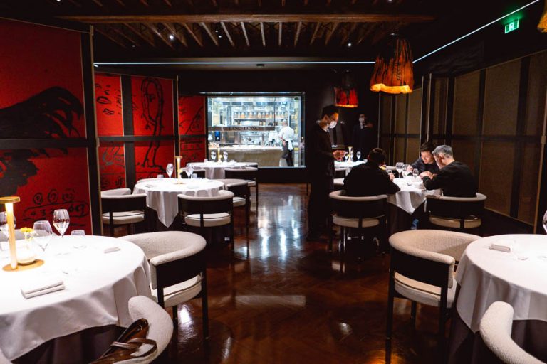 Best Restaurants on The Bund in Shanghai - NOMFLUENCE