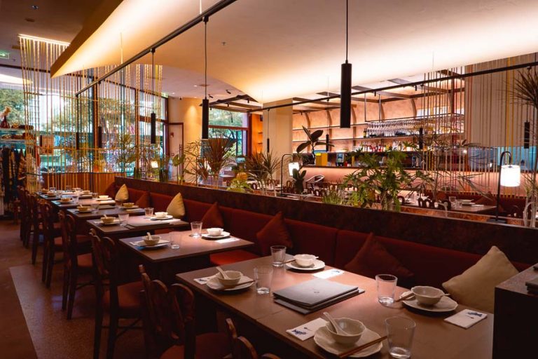 The Best of Xibo: Xinjiang Classics & Lamb in Shanghai - NOMFLUENCE