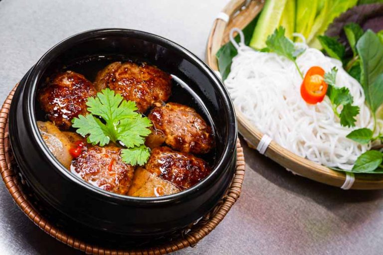 Fat Pho: Hip & Trendy Vietnamese Restaurant Chain For Affordable Noods ...