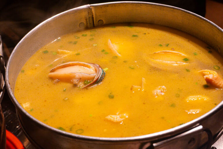 Holy Good Canteen: Cantonese Chicken Hotpot in Shanghai - NOMFLUENCE